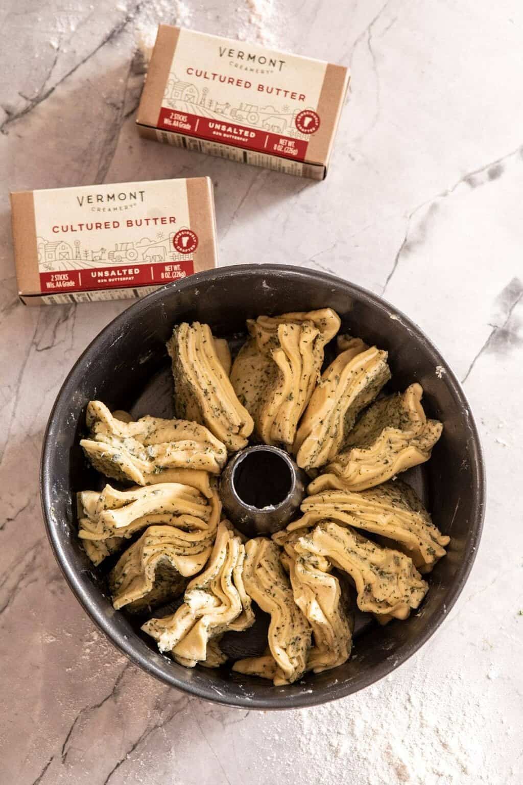 Pull-Apart Garlic Butter Bread Wreath. - Half Baked Harvest