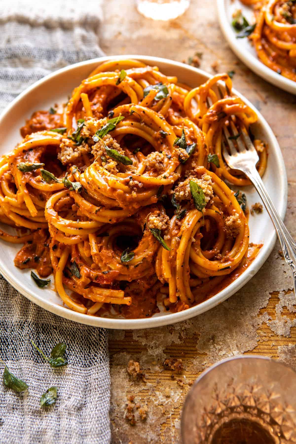 Roasted Red Pepper Alla Vodka Pasta with Cheesy Oregano Breadcrumbs ...