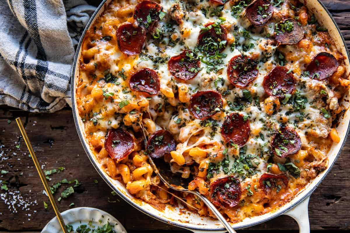 One Pot Spicy Alla Vodka Pizza Pasta. - Half Baked Harvest